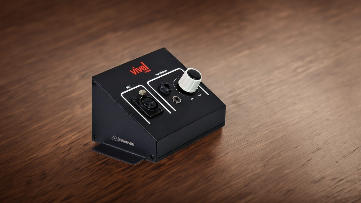 Headphone volume controller. Angled box format. - Pinanson